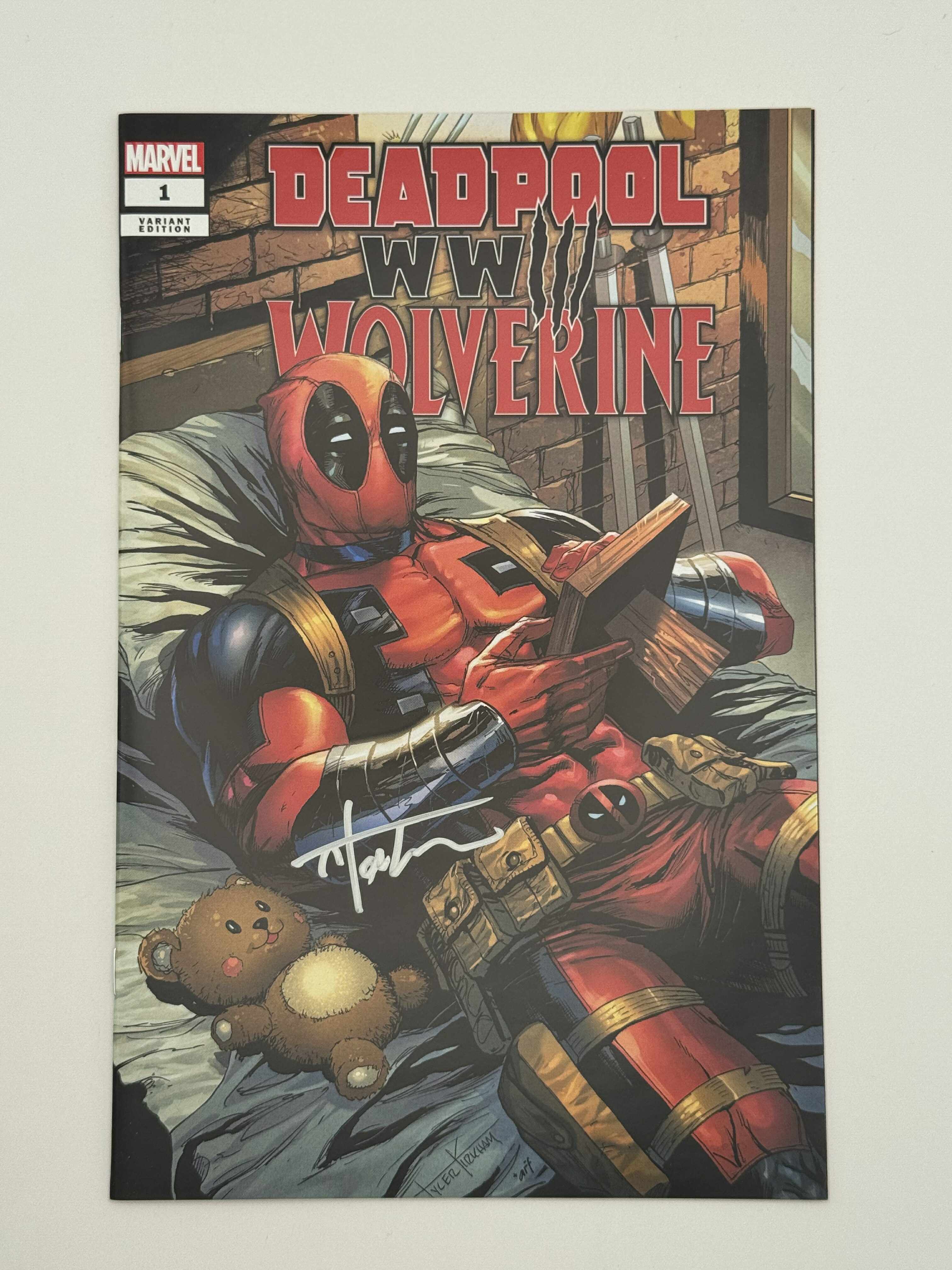 [Signed by Tyler Kirkham] DEADPOOL & WOLVERINE WWIII #1 Kirkham Unknow ...